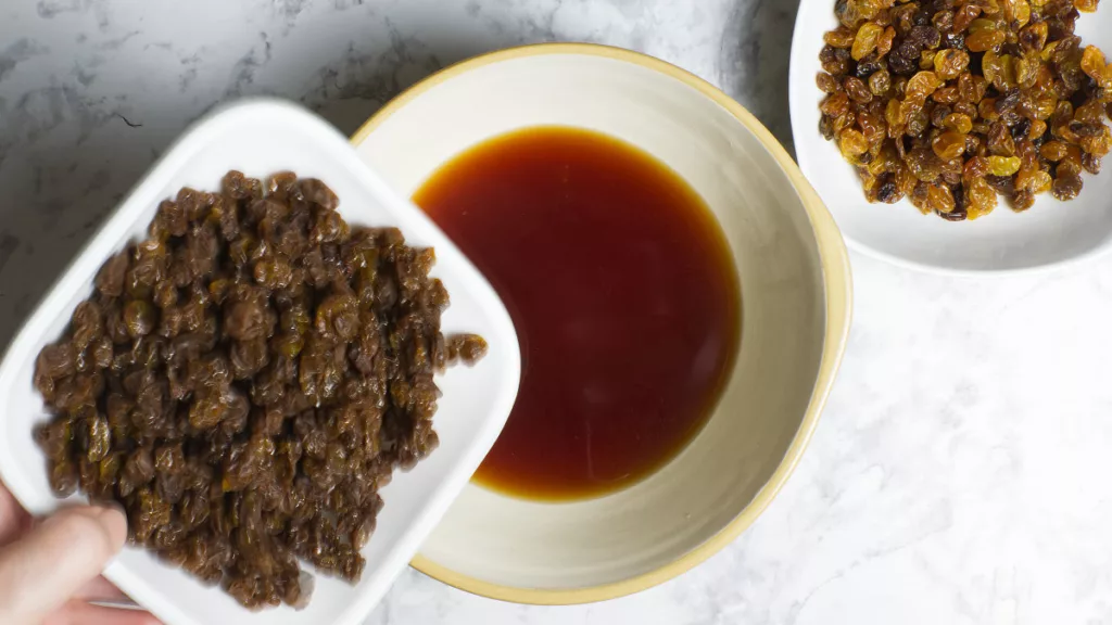 Traditional Irish Barmbrack (Bairín Breac) - Prepare and Serve