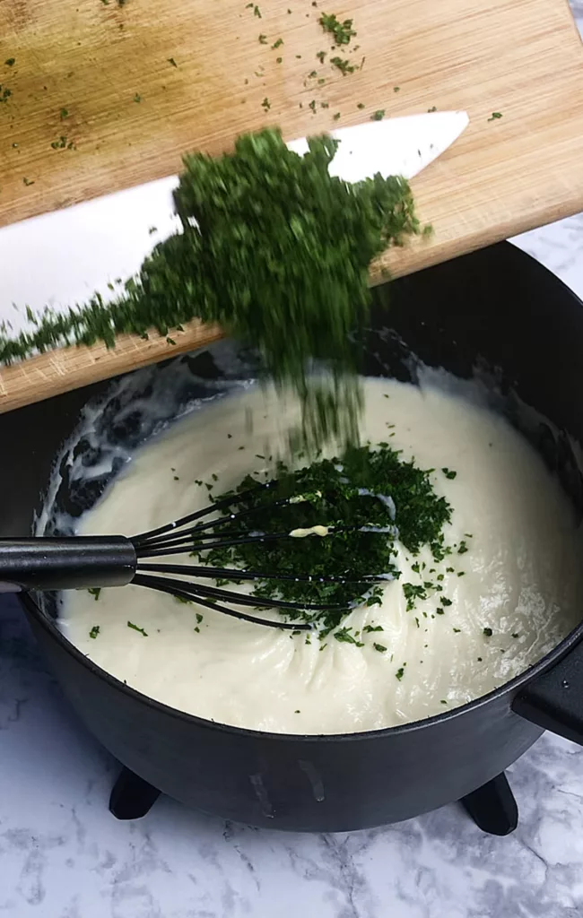 How to Make Traditional Creamy Parsley Sauce - Prepare and Serve